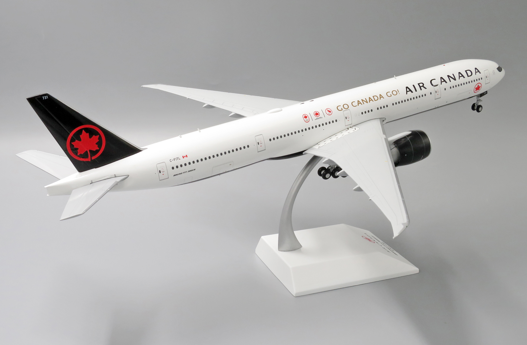 ScaleModelStore.com :: JC Wings 1:200 - XX2133 - Air Canada Boeing 777 ...