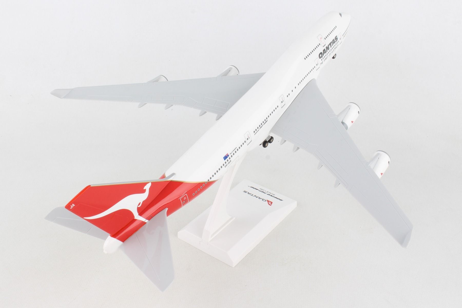 ScaleModelStore.com :: Skymarks 1:200 - SKR1026 - Qantas Boeing 747-400