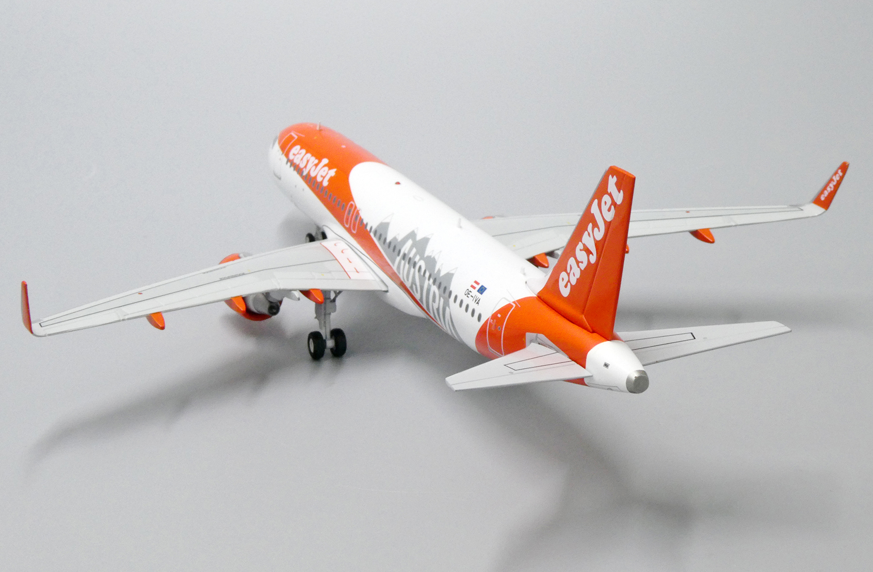 ScaleModelStore.com :: JC Wings 1:200 - EW2320004 - EasyJet Europe ...