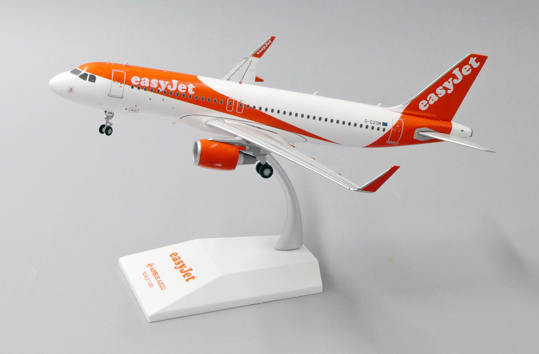 ScaleModelStore.com :: JC Wings 1:200 - EW2320001 - EasyJet Airbus A320