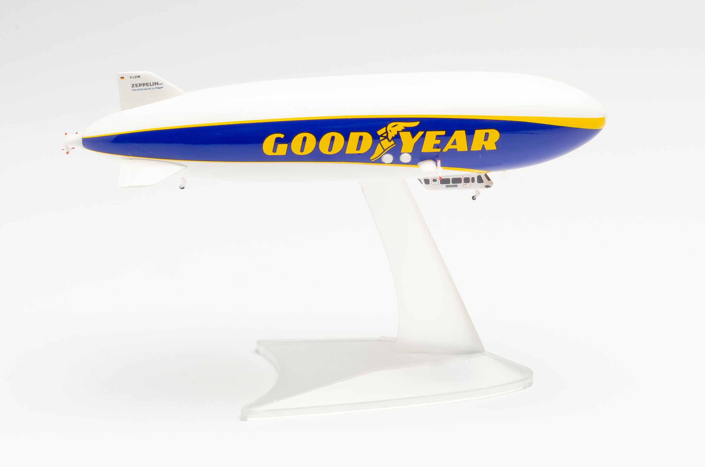ScaleModelStore.com :: Herpa Wings 1:500 - 534871 - Goodyear Zeppelin NT