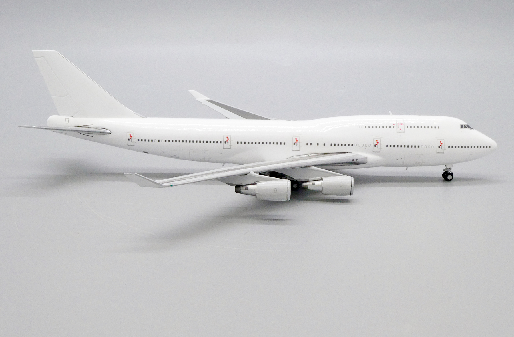 ScaleModelStore.com :: JC Wings 1:400 - BK2007 - Blank Boeing 747-400