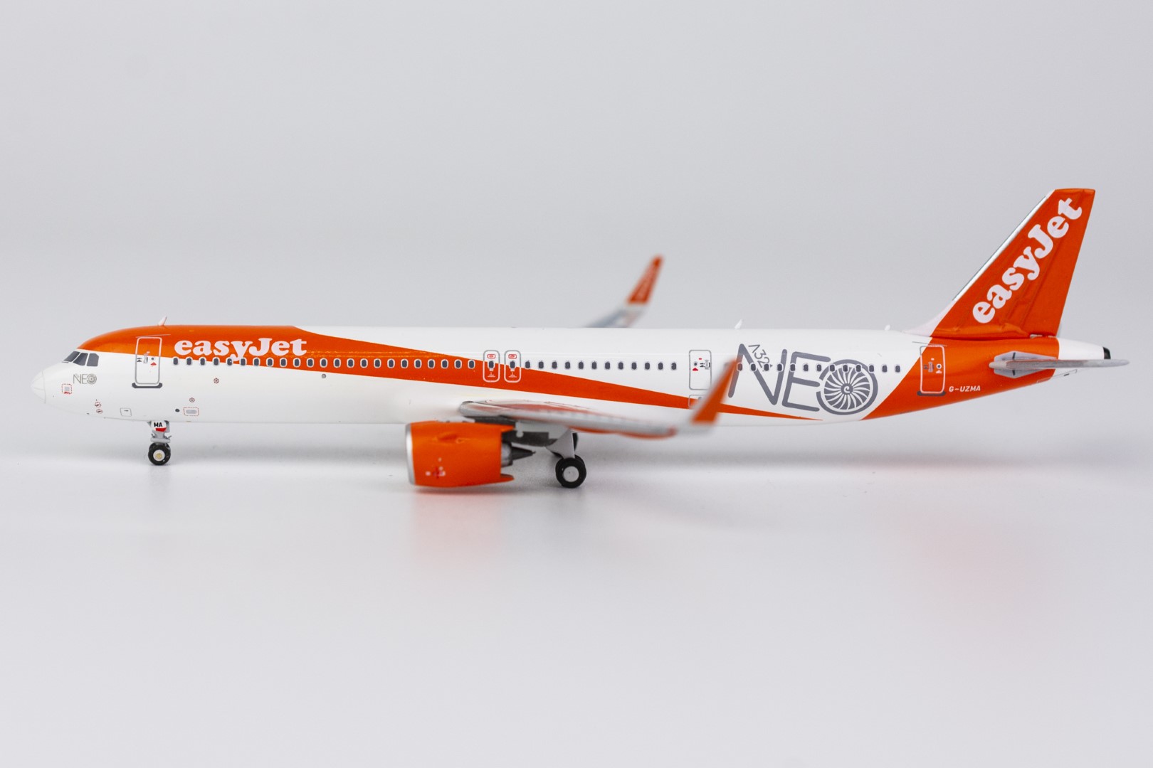 ScaleModelStore.com :: NG Models 1:400 - 13021 - EasyJet Airbus A321neo