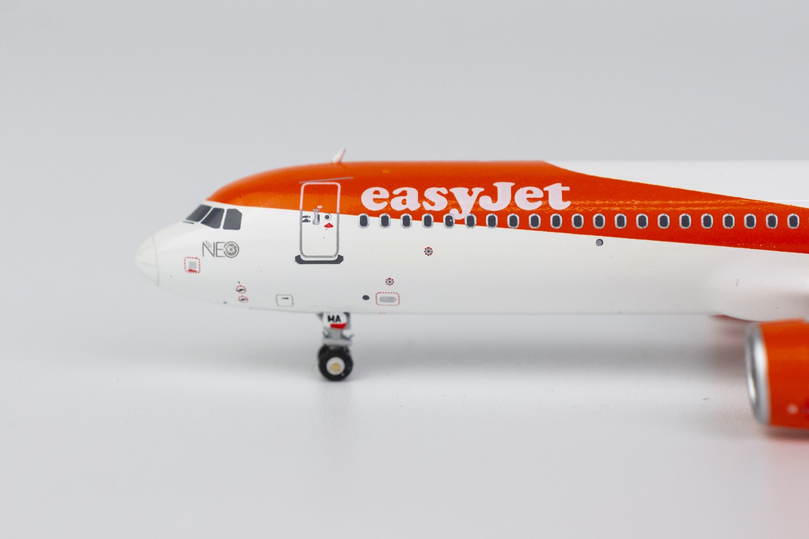 ScaleModelStore.com :: NG Models 1:400 - 13021 - EasyJet Airbus A321neo