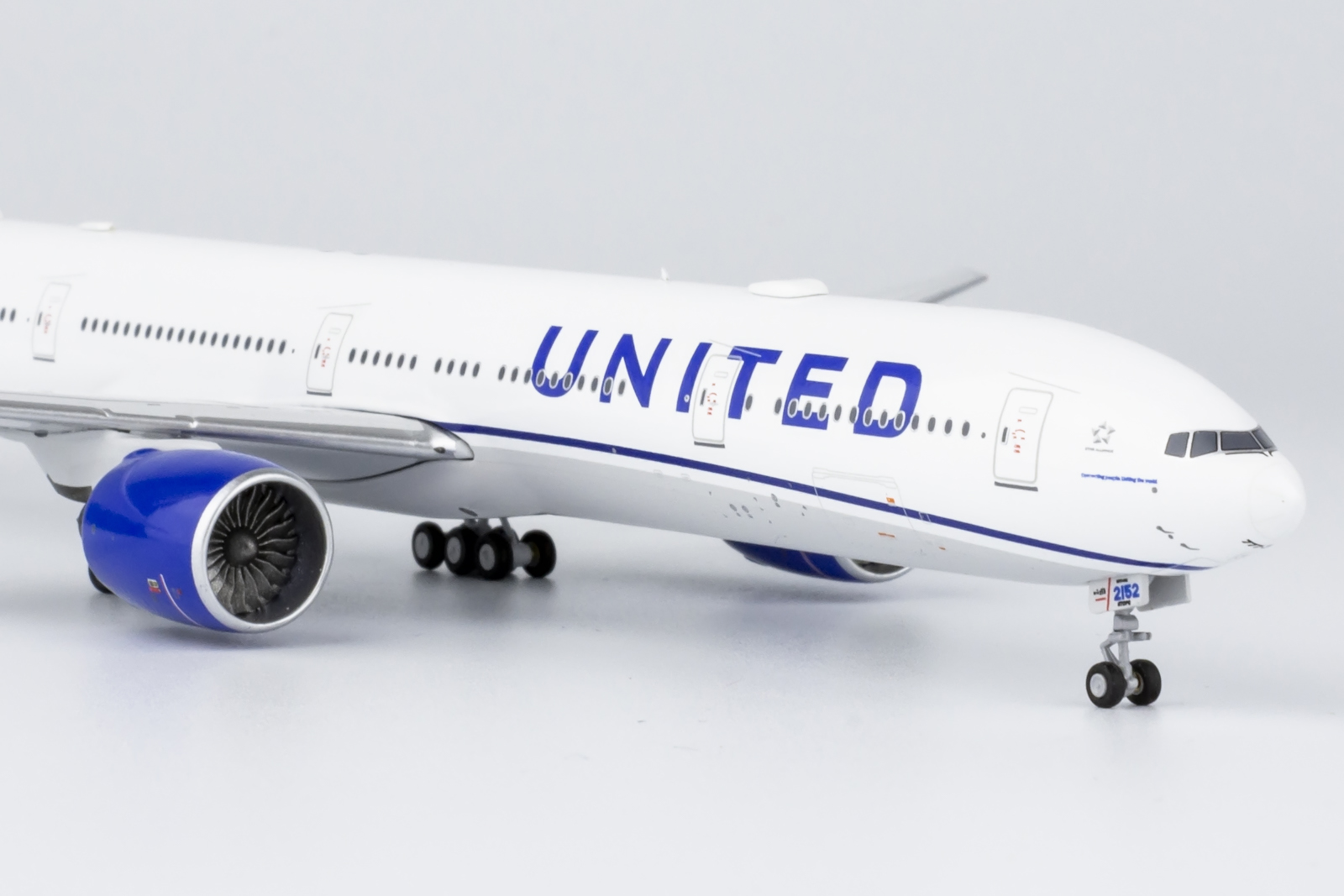 ScaleModelStore.com :: NG Models 1:400 - 73008 - United Airlines Boeing ...