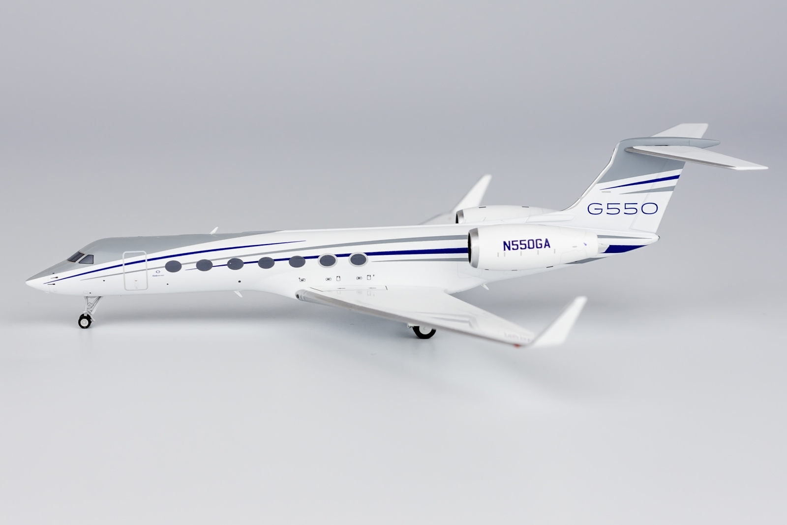 ScaleModelStore.com :: NG Models 1:200 - 75016 - Gulfstream Aerospace ...