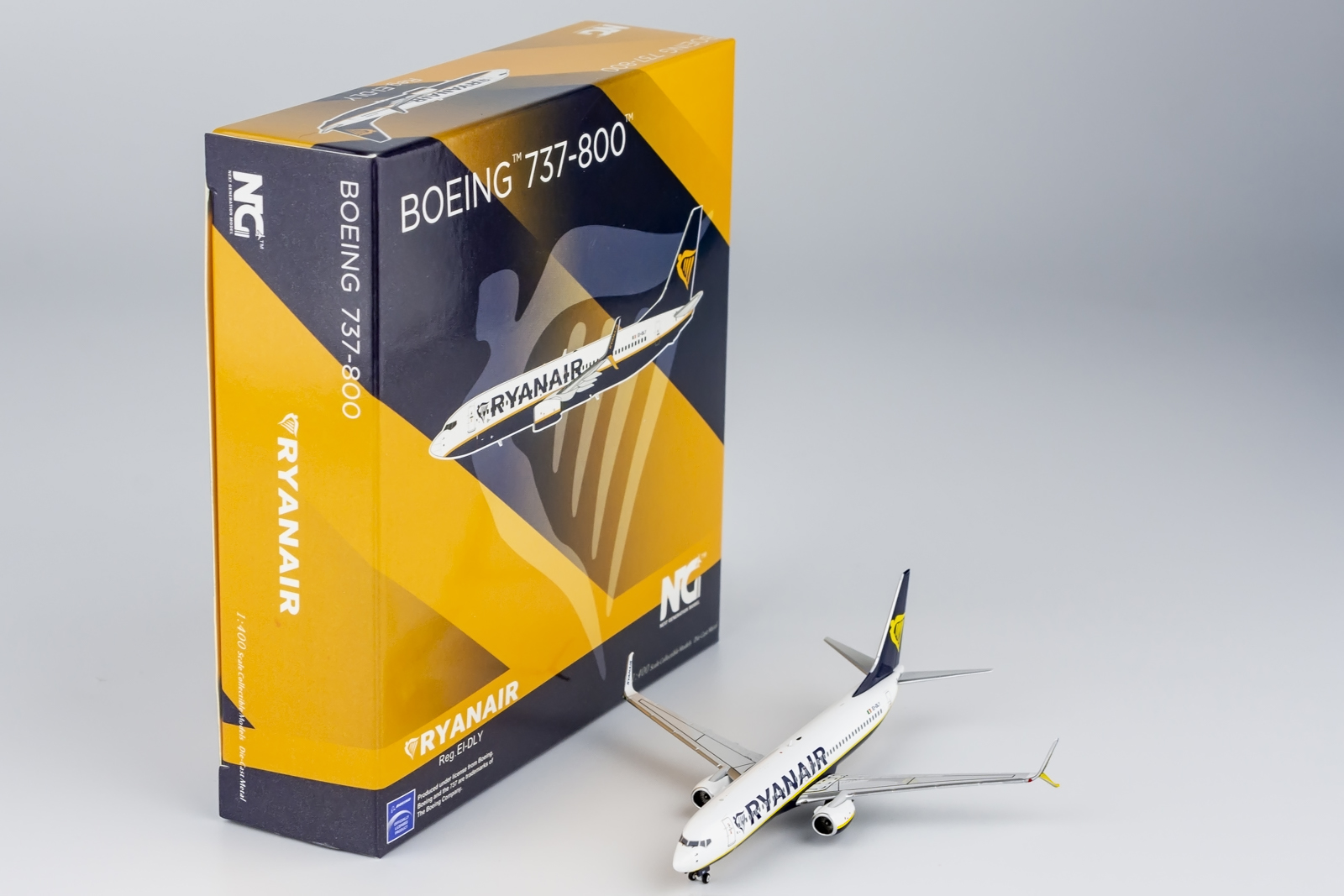 ScaleModelStore.com :: NG Models 1:400 - 58163 - Ryanair Boeing 737-800/w